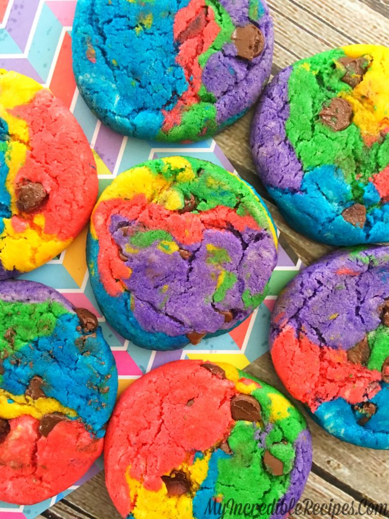 Homemade Rainbow Chocolate Chip Cookies! - My Incredible Recipes