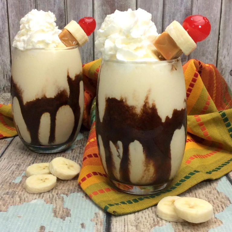 Chunky Monkey Cocktail! - My Incredible Recipes