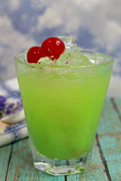 Green Iguana Cocktail - My Incredible Recipes