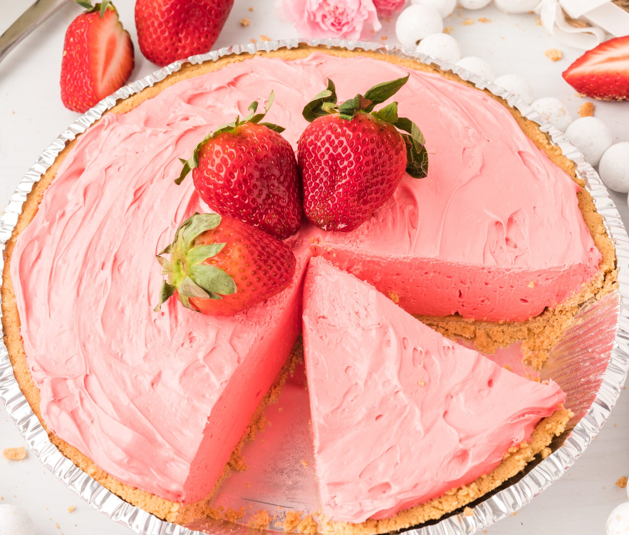 Strawberry Kool Aid Pie (No Bake) Only 4 Ingredients!