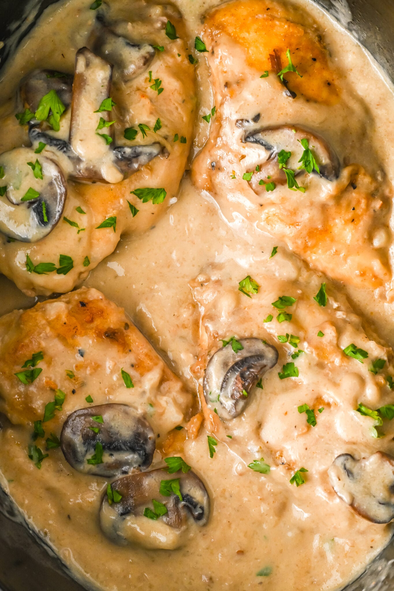 Slow Cooker Chicken Marsala
