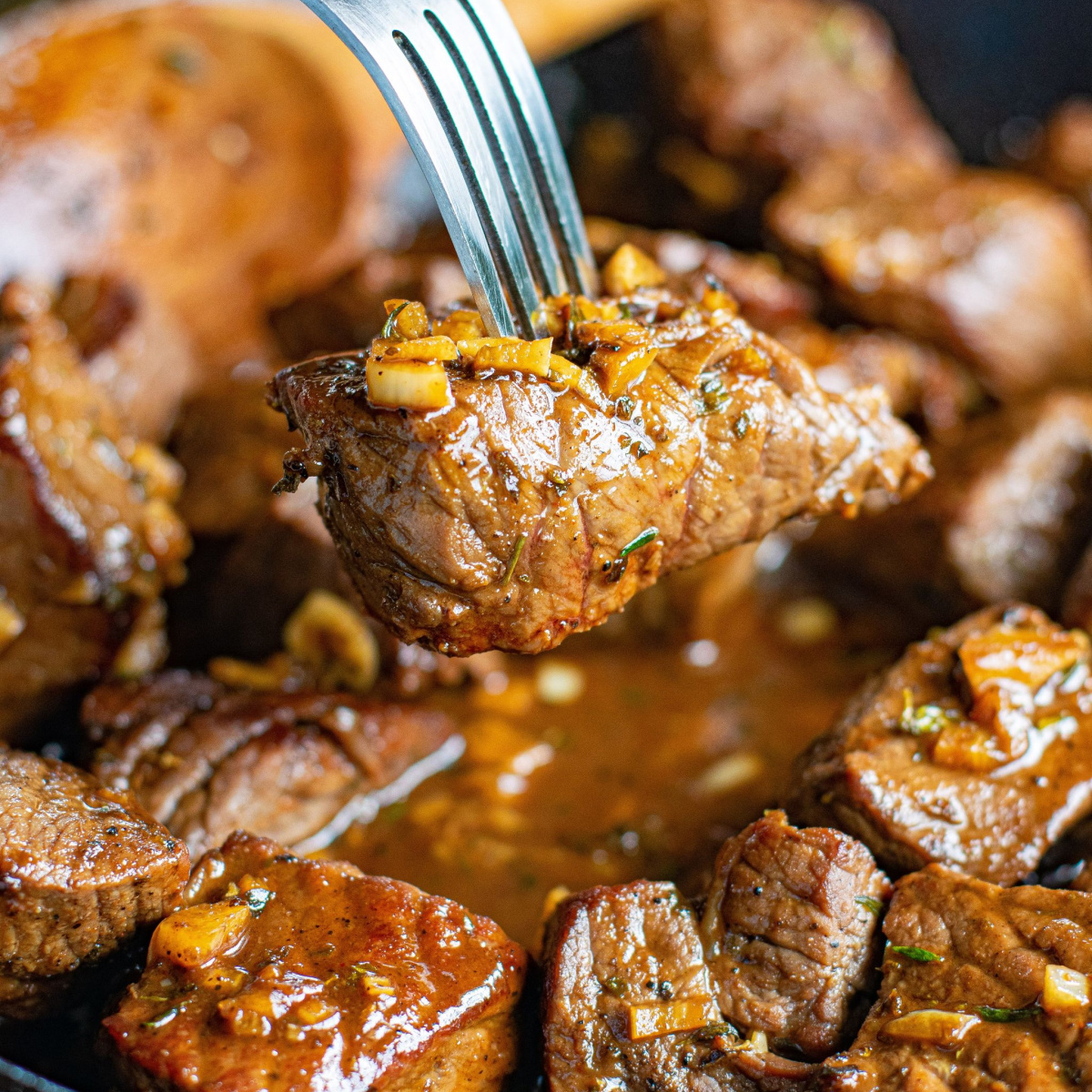 Garlic Honey Steak Bites - My Incredible Recipes