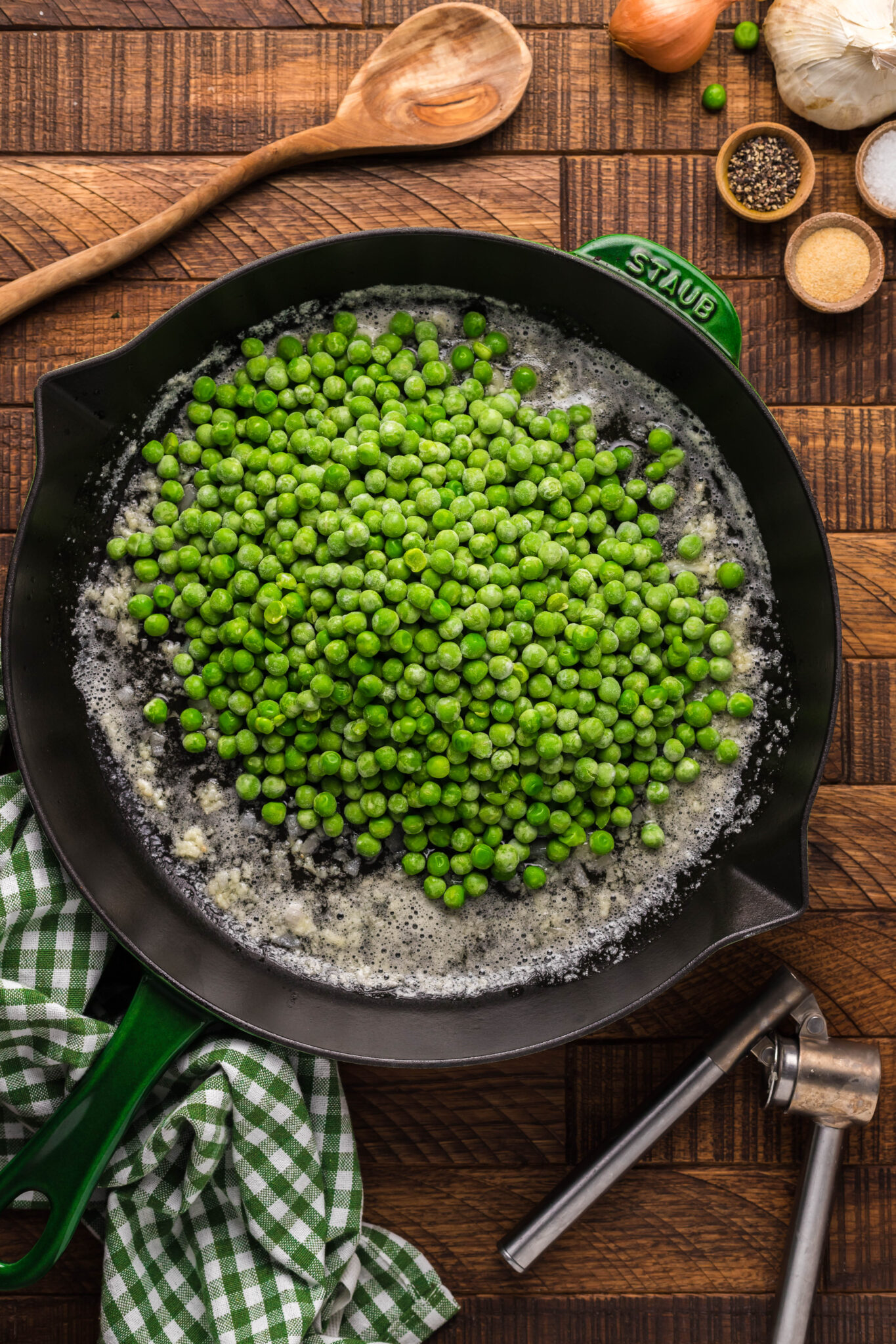 Creamed Peas - My Incredible Recipes