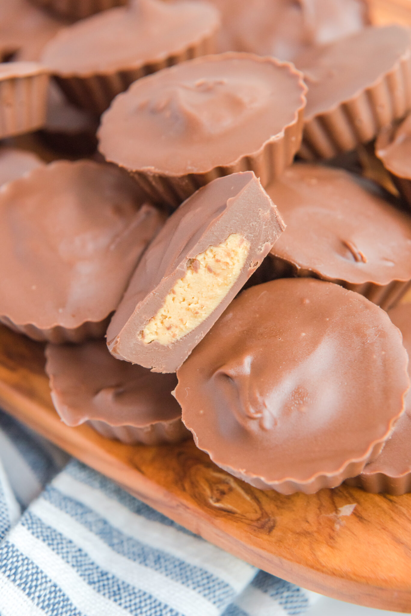 Homemade Reese's Peanut Butter Cups - My Incredible Recipes