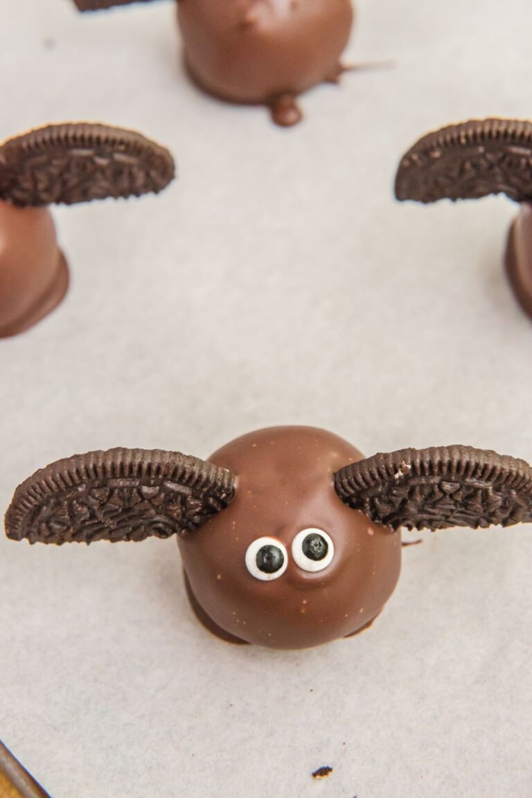 Bat Oreo Truffles - My Incredible Recipes