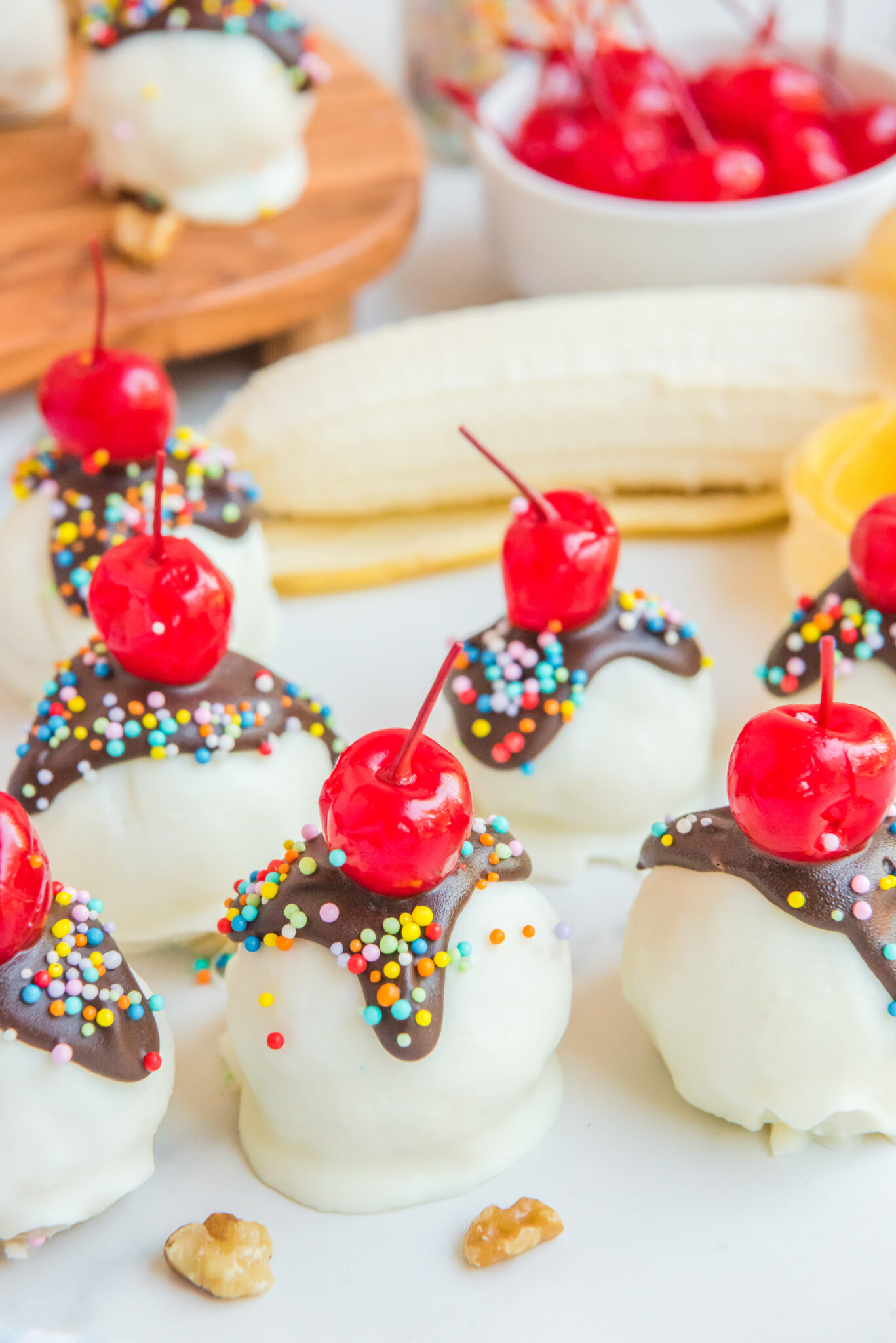 Banana Split Truffles - My Incredible Recipes