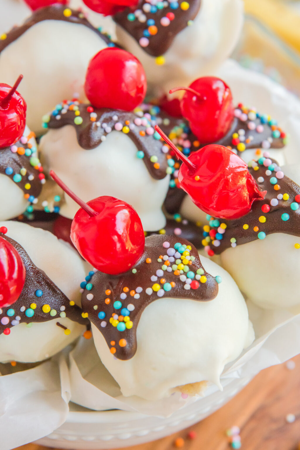 Banana Split Truffles - My Incredible Recipes