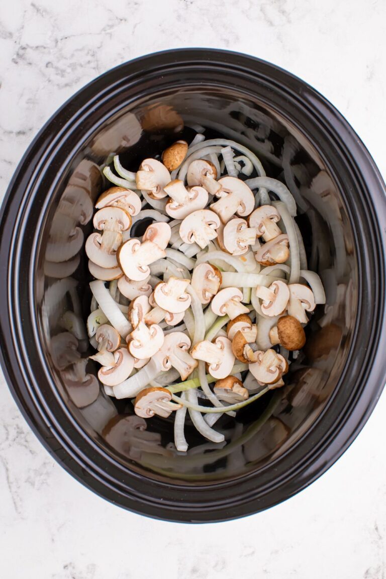 Slow Cooker Round Steak and Gravy - My Incredible Recipes
