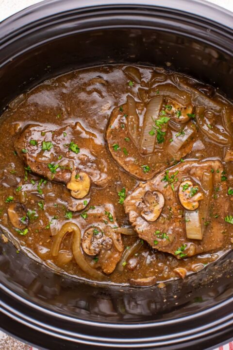 Slow Cooker Round Steak and Gravy - My Incredible Recipes