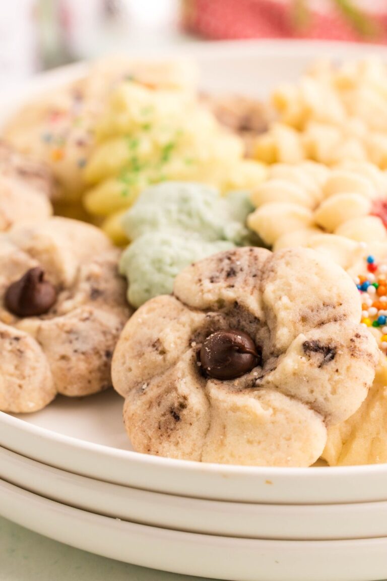 Spritz Christmas Cookies (Buttery Pressed Cookie Recipe) - My ...